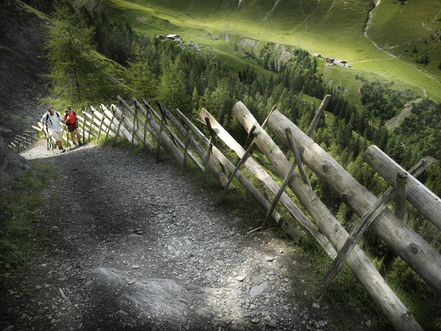 Hiking | Luftseilbahn Kandersteg-Allmenalp